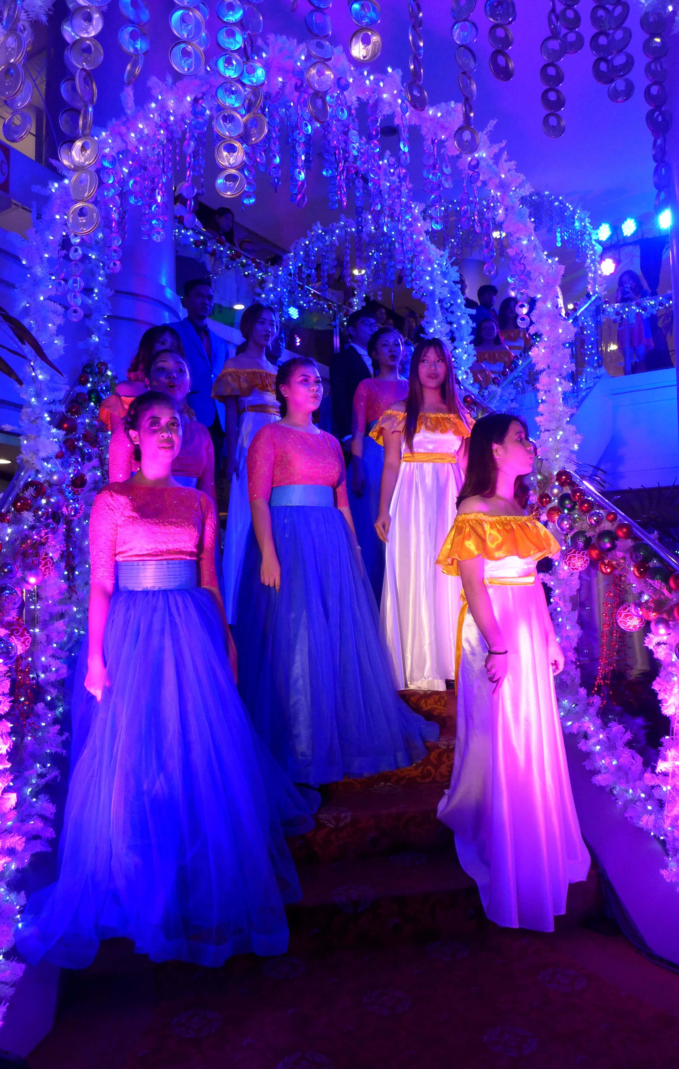 Cebu Parklane goes green, gives hope, saves lives this Christmas
