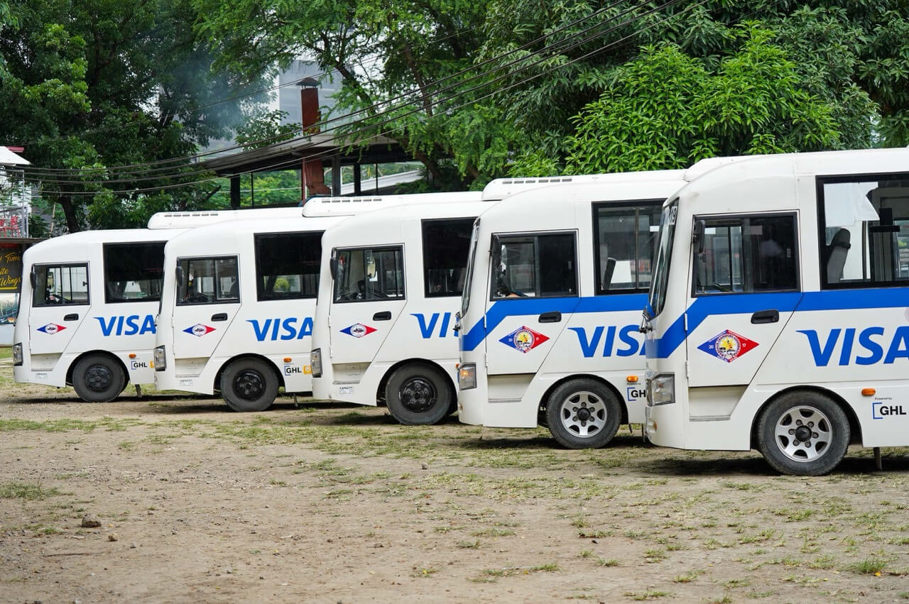You can now use Visa cards to pay modern jeepneys in Cebu, Mandaue